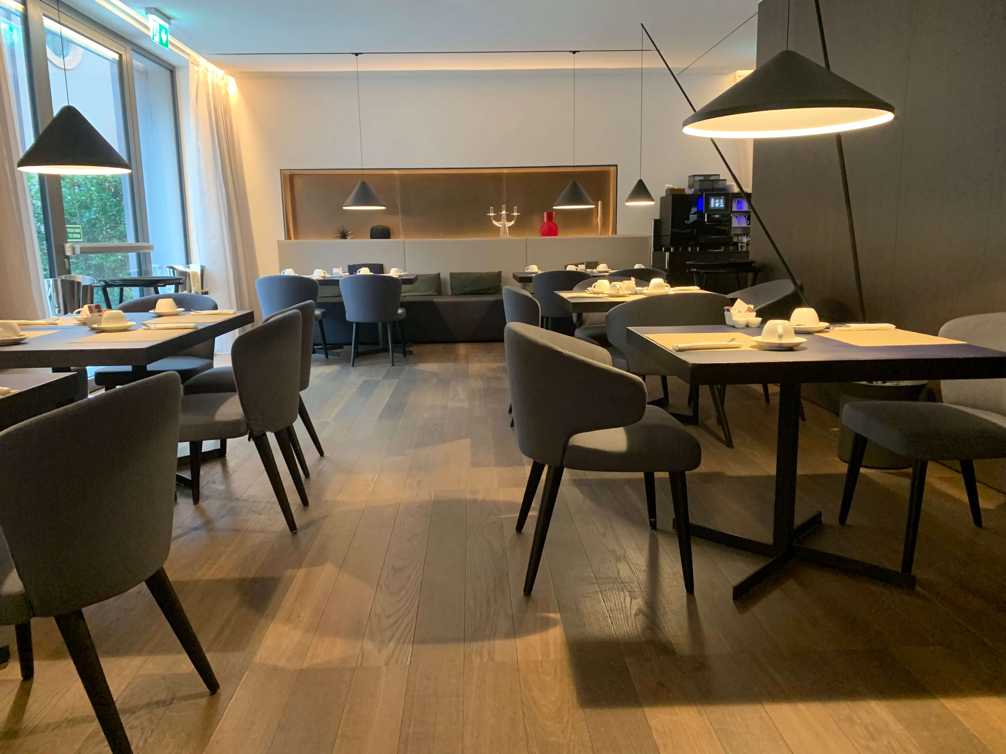 Hilton Lake Como Review - Points Uncovered