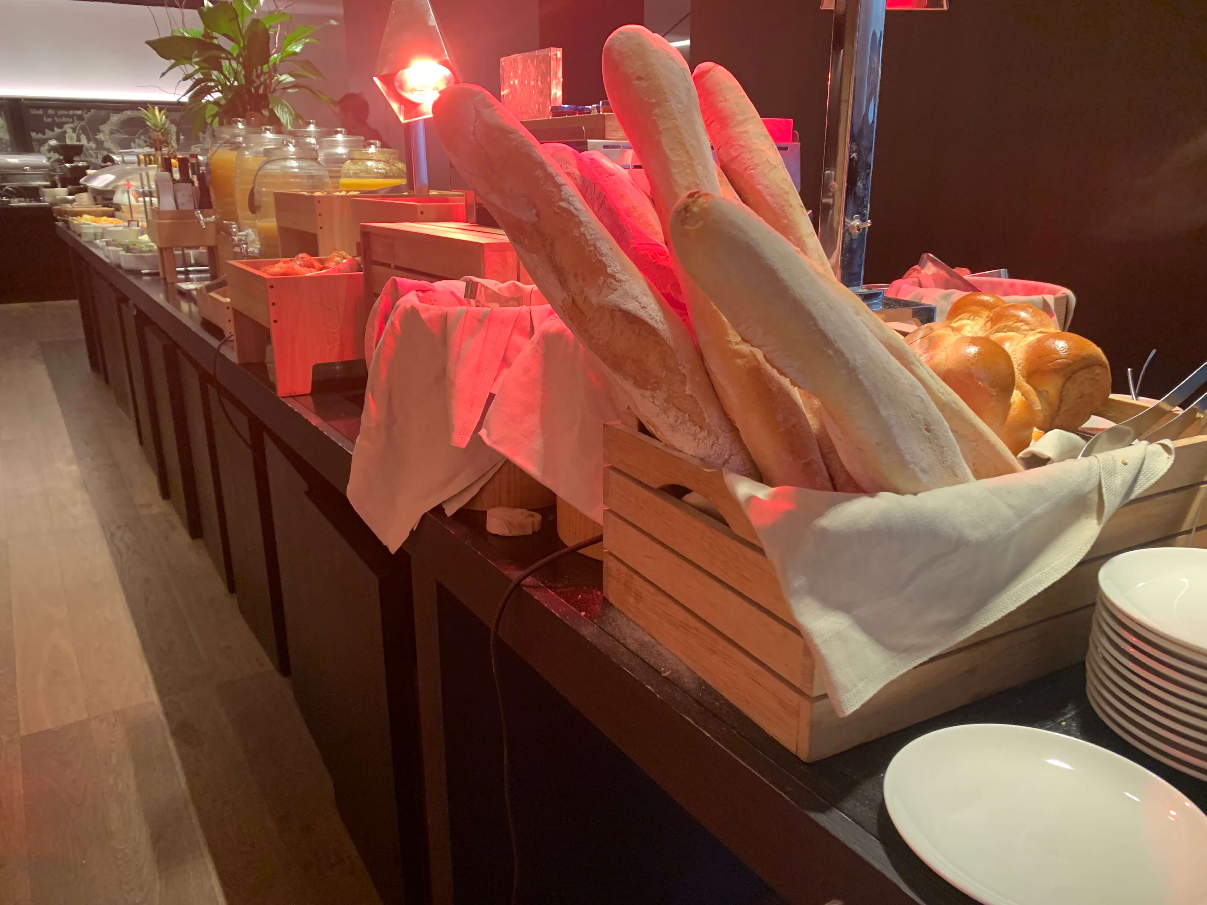 Hilton Lake Como Review - Points Uncovered