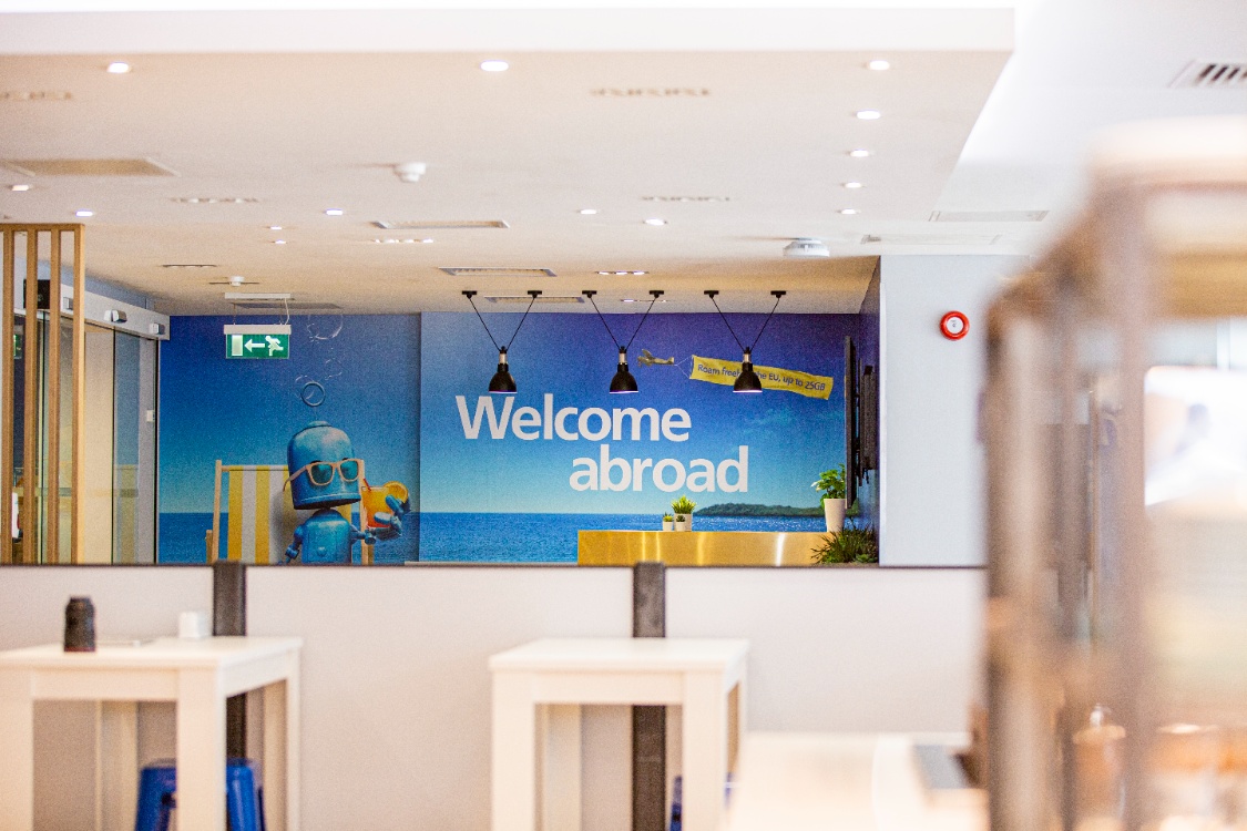 O2 Customer? Get FREE Lounge Access At O2's NEW LOUNGE in Gatwick North ...